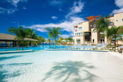 Turismo en Roatán: Un paraíso de playas y arrecifes en Honduras | Tu ...